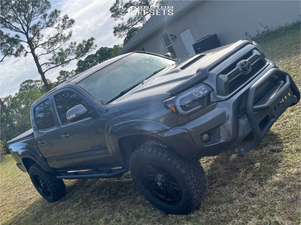 2015 Toyota Tacoma with 20x9 1 Fuel Hostage D625 and 33/11.5R20 ...
