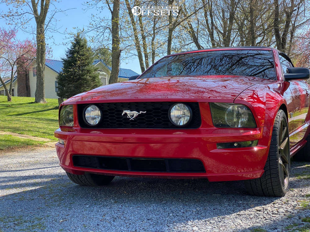 2005 Ford Mustang with 20x9 32 Velgen Vmb5 and 275/35R20 BFGoodrich G ...