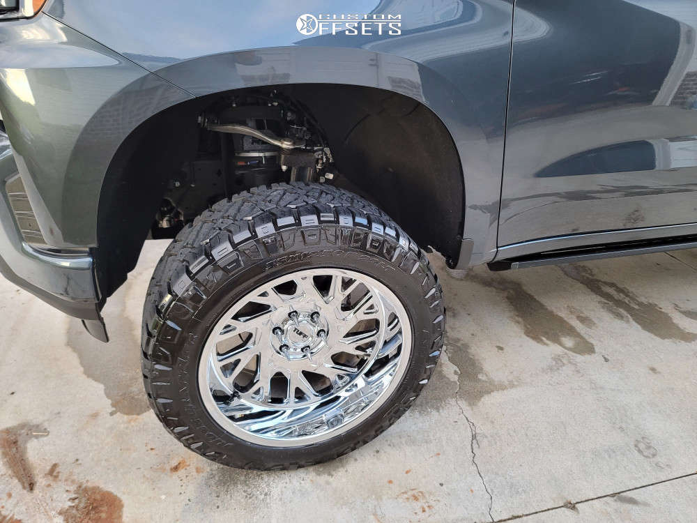 2021 Chevrolet Silverado 1500 with 22x12 44 Tuff T4b and 35/12.5R22 ...