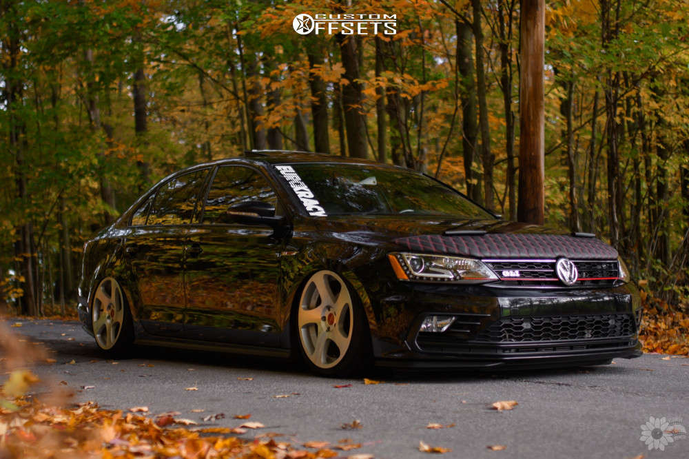 2016 Volkswagen Jetta Flush Air Suspension | Custom Offsets