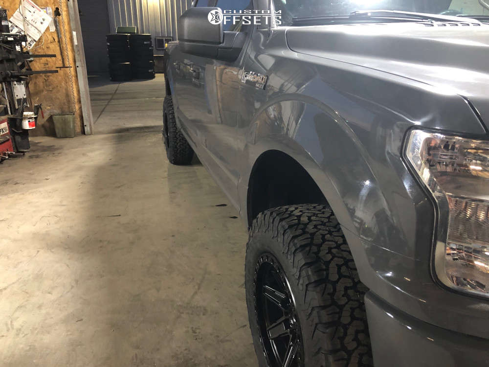 2018 Ford F-150 with 18x9 -12 Fuel Kicker and 33/12.5R18 BFGoodrich All ...