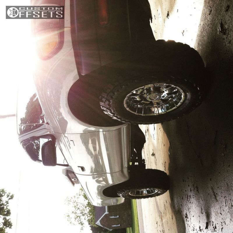 1996 Toyota Tacoma with 16x8 Pro Comp Series 01 and 265/75R16 Toyo ...