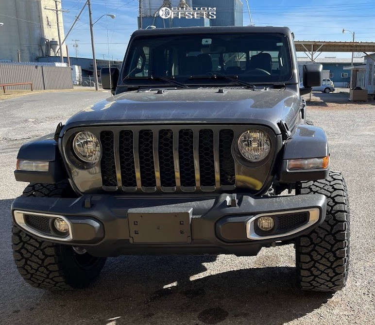 2021 Jeep Gladiator with 20x12 -44 Vision Tactical and 33/12.5R20 Kenda ...