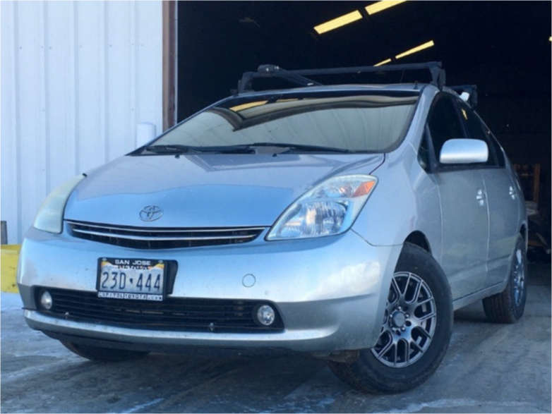 2005 Toyota Prius with 15x6.5 38 Vision Cross and 215/70R15 Venezia and ...