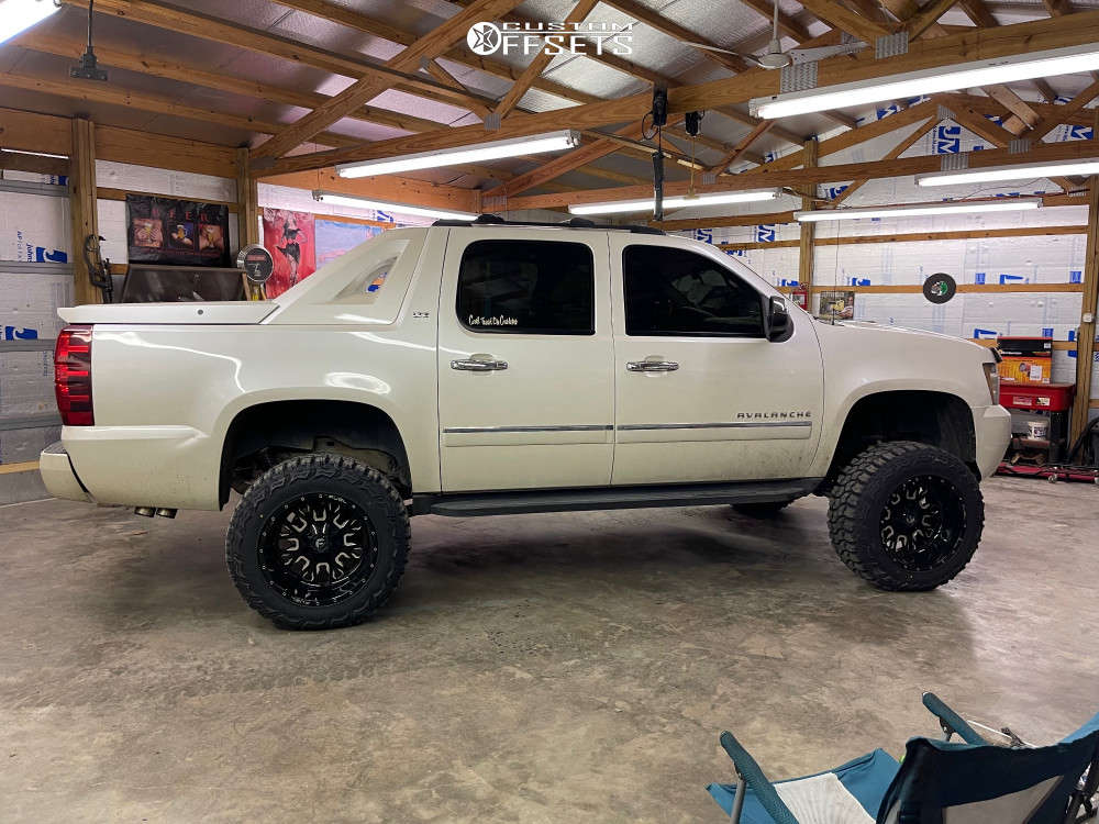 2011 Chevrolet Avalanche with 20x12 -44 Fuel Stroke and 35/12.5R20 ...