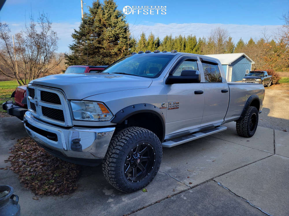 2015 Ram 3500 with 20x10 -19 Ballistic Rage and 35/12.5R20 Radar ...