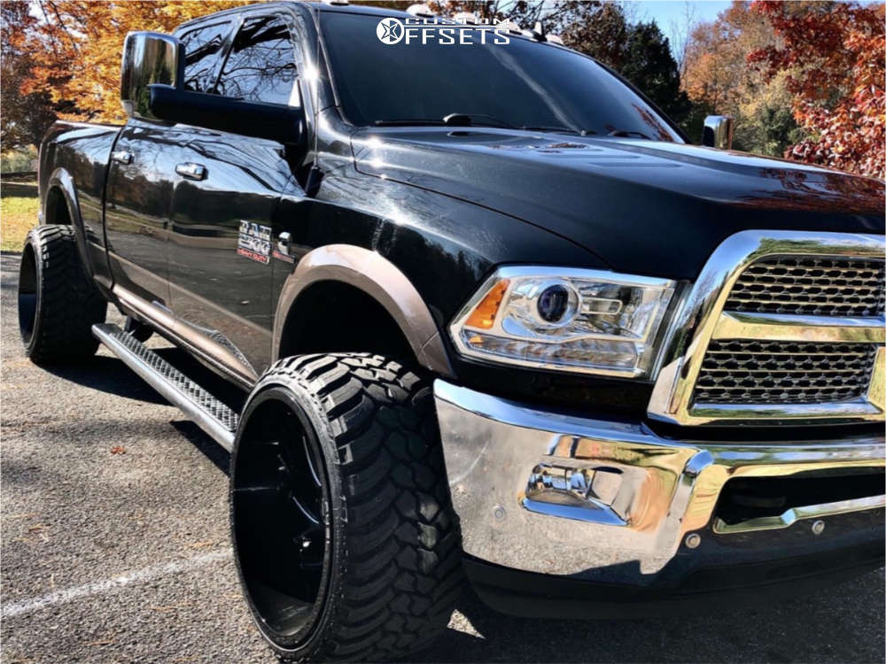 2018 Ram 2500 with 24x14 -75 Fuel Runner and 33/13.5R24 AMP Mud Terrain ...