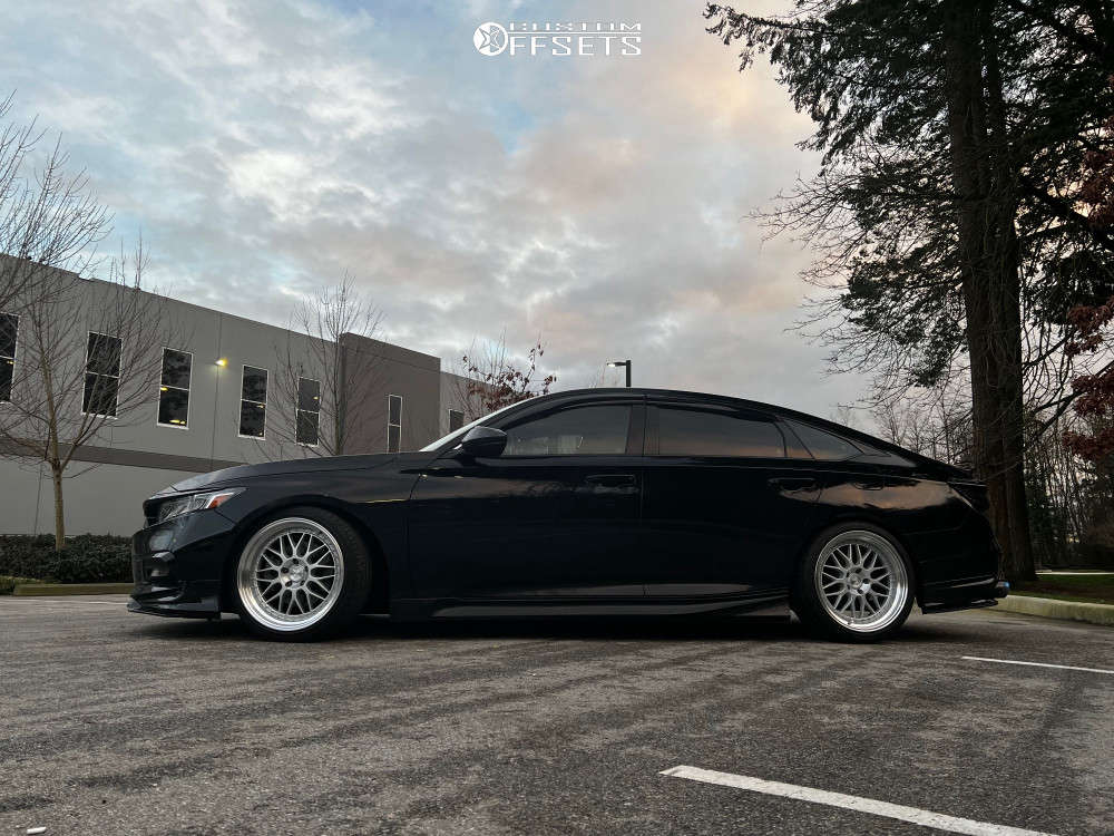 2019 Honda Accord with 19x9.5 22 Aodhan Ah02 and 245/35R19 Hankook ...