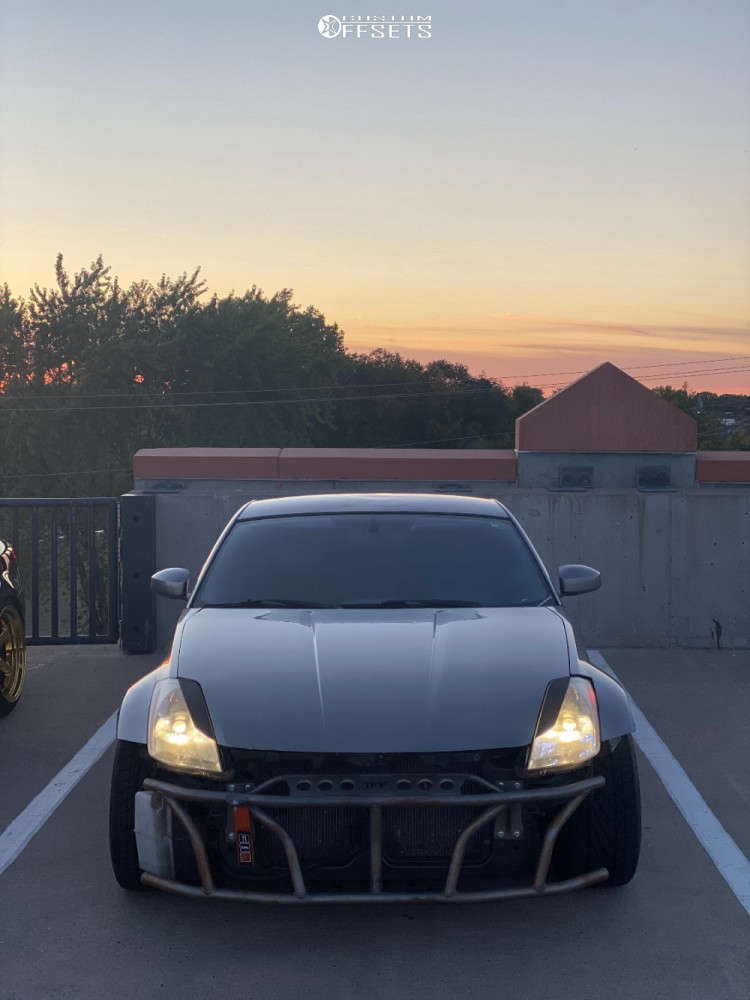 2003 Nissan 350Z with 18x9.5 22 ESR Sr01 and 225/45R18 Nitto Neo Gen ...
