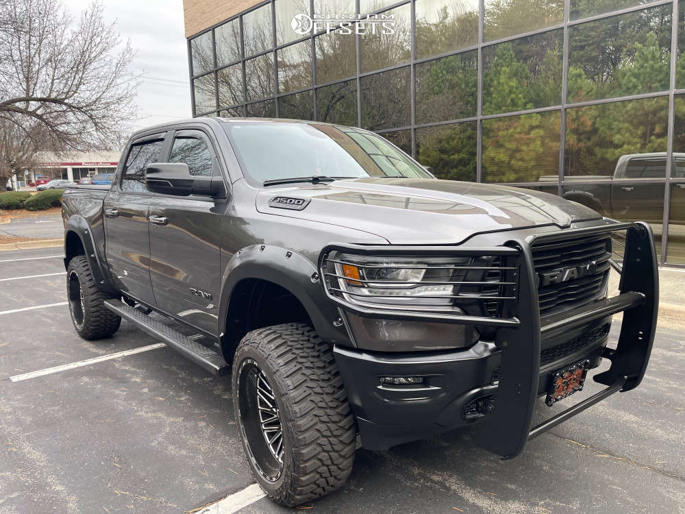 2021 Ram 1500 with 22x12 -44 TIS 553BM and 35/12.5R22 Kanati Mud Hog ...