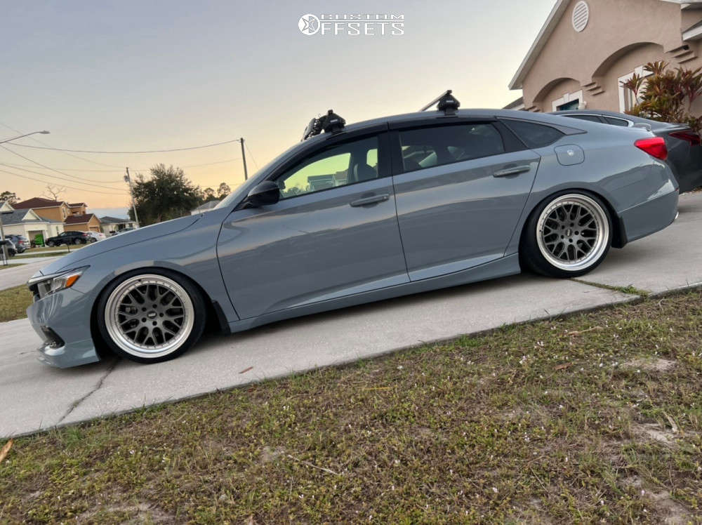 2021 Honda Accord with 19x9.5 22 ESR Cs1 and 235/35R19 Toyo Tires ...