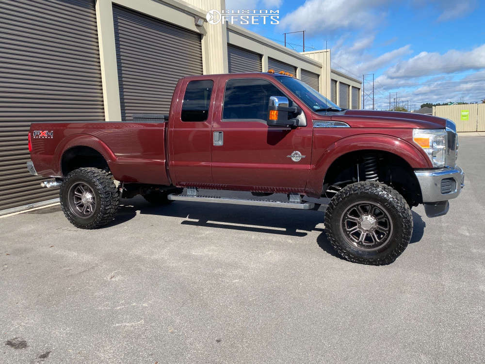 2011 Ford F-250 Super Duty with 20x10 -24 Moto Metal Mo984 and 37/12 ...