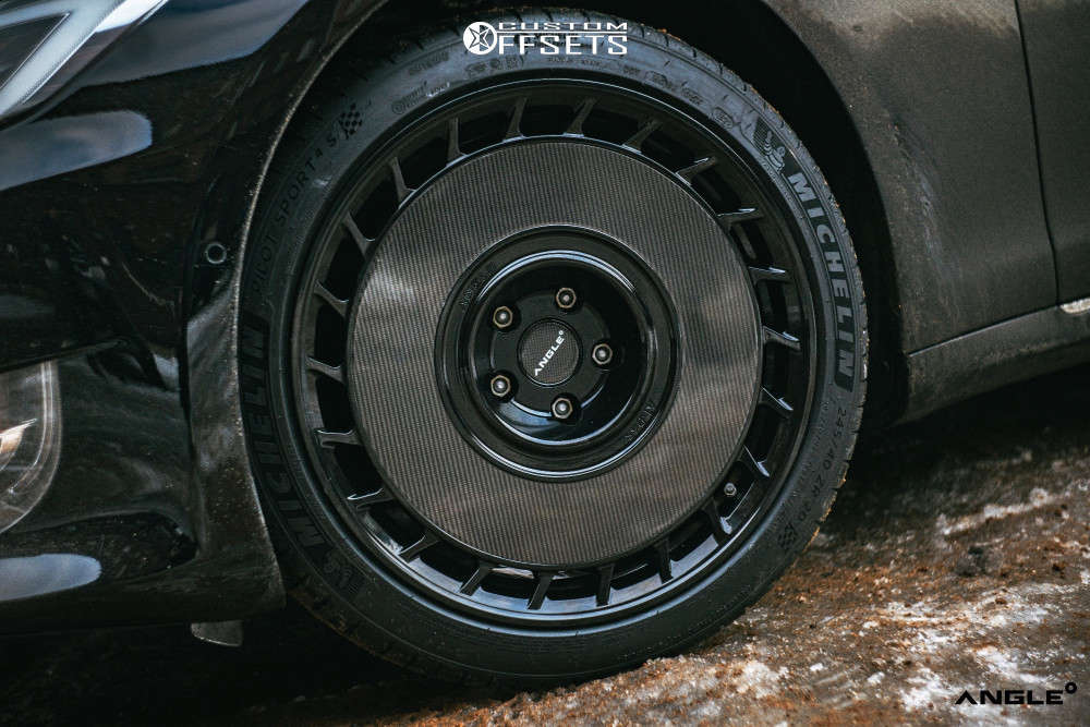 2020 Tesla S with 20x9 30 ANGLE A1-R45 and 245/40R20 Michelin Pilot ...