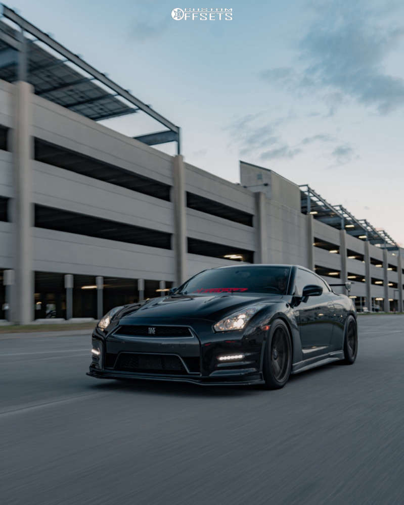2012 Nissan GT-R with 20x10 42 Vorsteiner V-ff103 and 285/30R20 ...