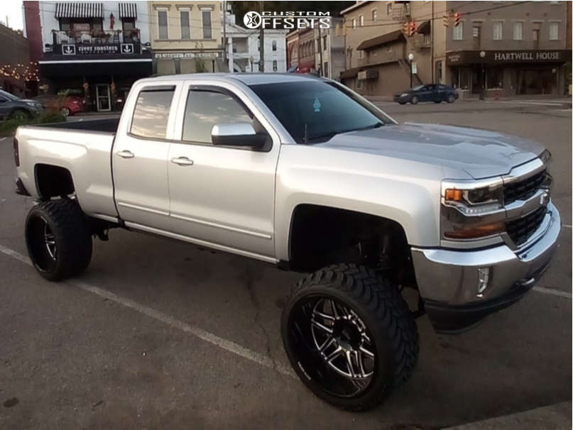 2016 Chevrolet Silverado 1500 with 24x14 -76 Moto Metal Mo992 and 35/13 ...