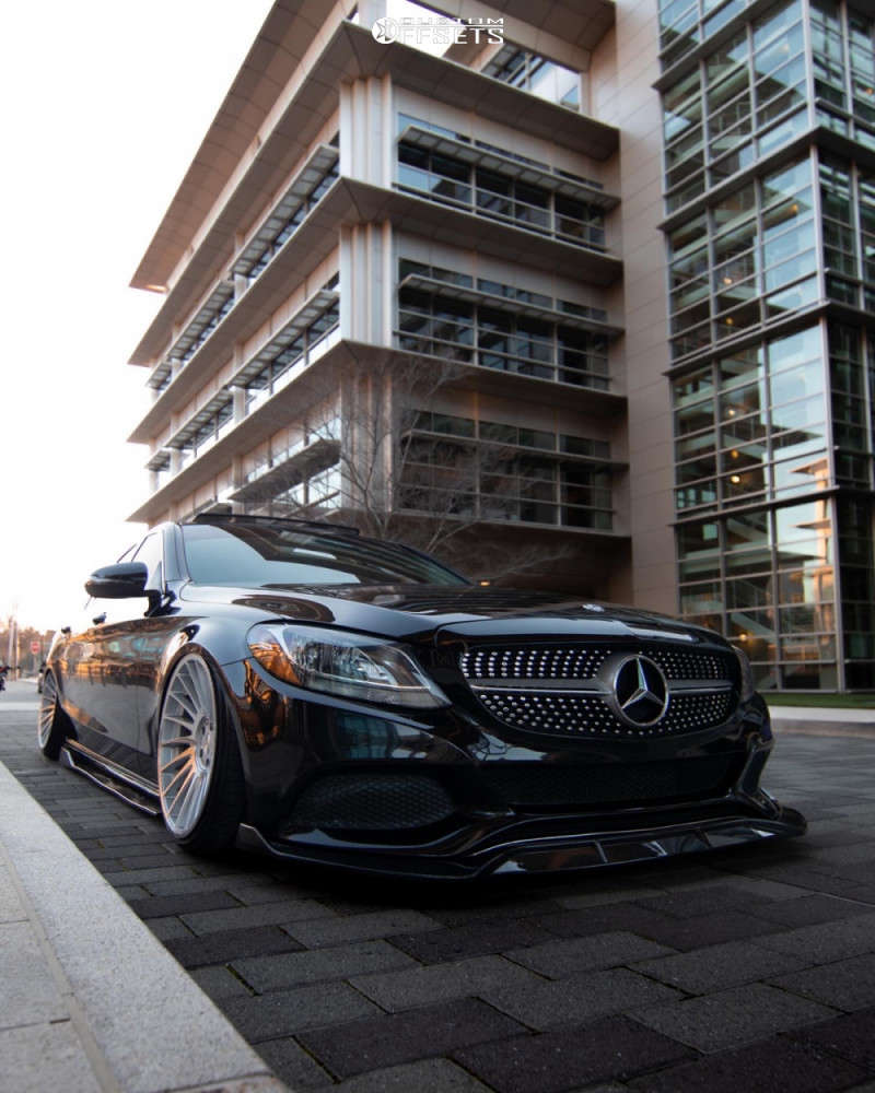 2017 Mercedes-Benz C300 with 19x10 35 3SDM 0.04 and 225/35R19 Radar ...
