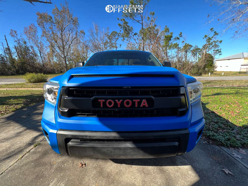 2007 Toyota Tundra with 20x10 -25 Vision Razor and 275/60R20 Goodyear ...