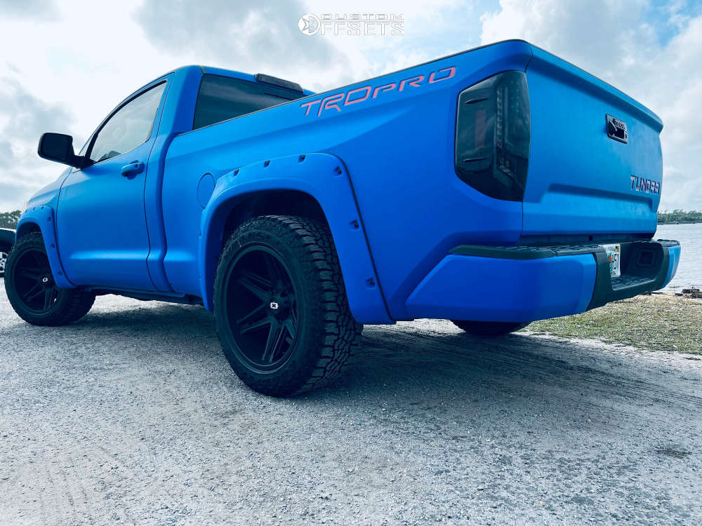 2007 Toyota Tundra with 20x10 -25 Vision Razor and 275/60R20 Goodyear ...