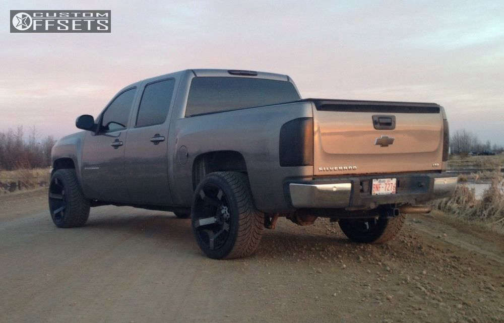 2013 Chevrolet Silverado 1500 Wheel Offset Aggressive > 1" Outside ...