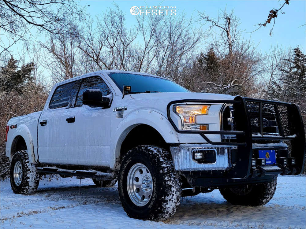 2017 Ford F-150 with 17x9 -12 Ultra Type 164 and 35/12.5R17 Federal ...