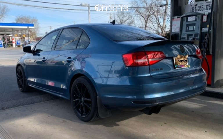 2015 Volkswagen Jetta Stock | Custom Offsets