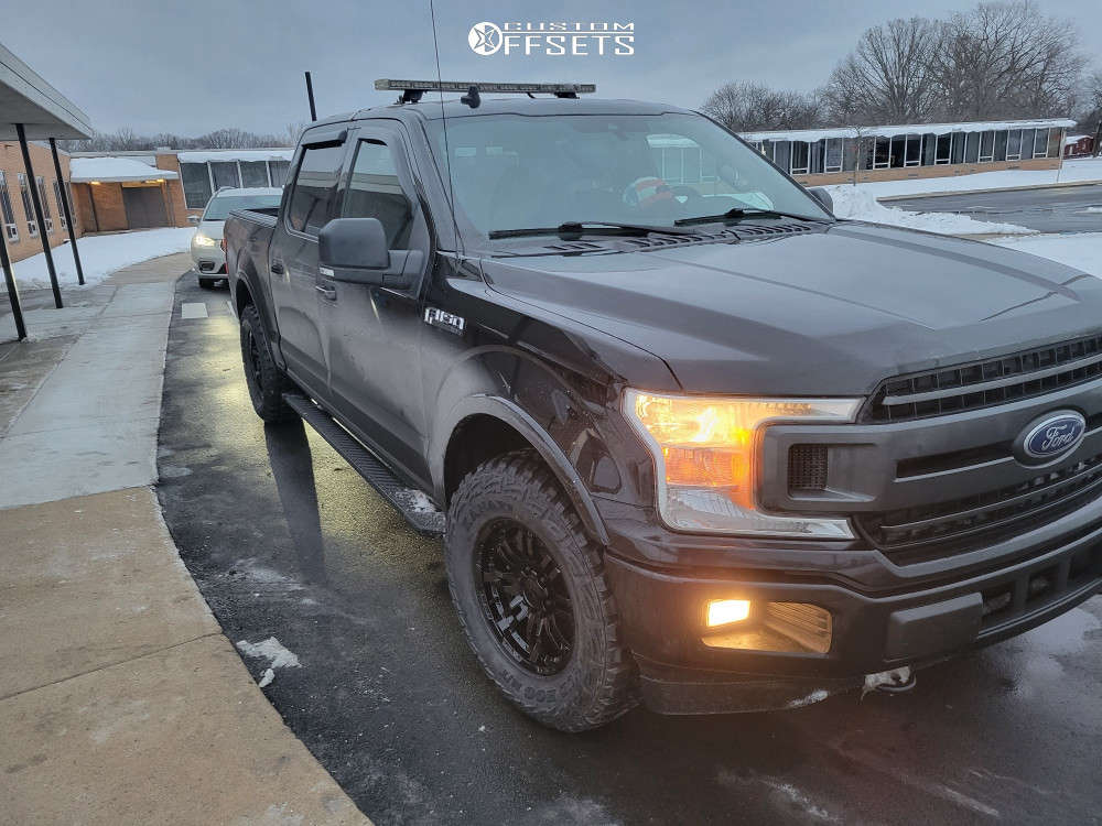 2019 Ford F-150 with 17x8.5 18 Vision Warrior and 33/12.5R17 Kanati Mud ...