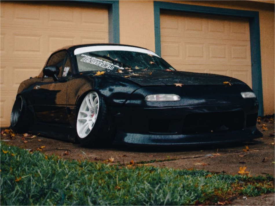 1995 Mazda Miata with 16x8.25 25 JNC Jnc030 and 195/45R16 Federal 595 ...
