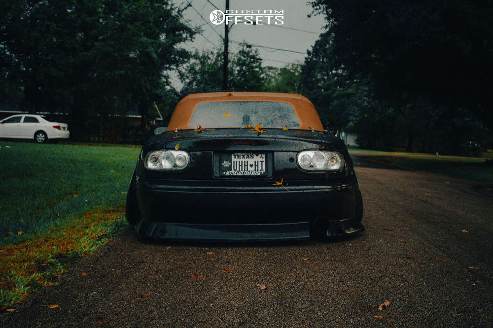 1995 Mazda Miata with 16x8.25 25 JNC Jnc030 and 195/45R16 Federal 595 ...