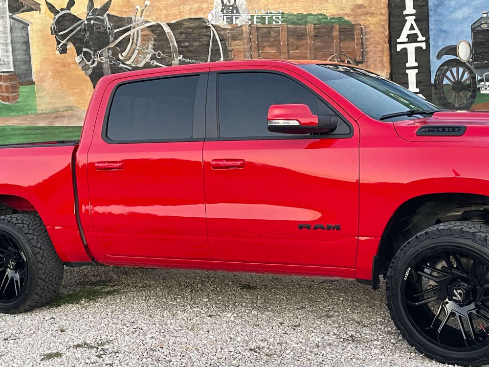 2020 Ram 1500 with 22x12 -51 ARKON OFF-ROAD DaVinci and 33/12.5R22 ...