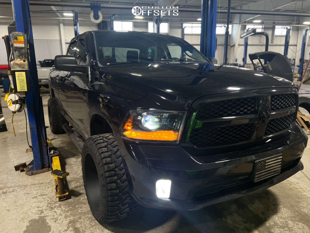 2015 Ram 1500 with 20x12 -51 Vision Sliver and 33/12.5R20 Haida Hd878 ...