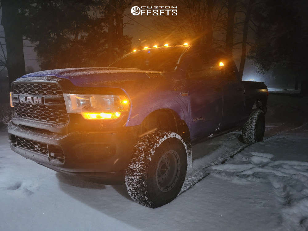 2022 Ram 2500 with 17x10 -25 Vision Tactical and 35/12.5R17 Kenda ...