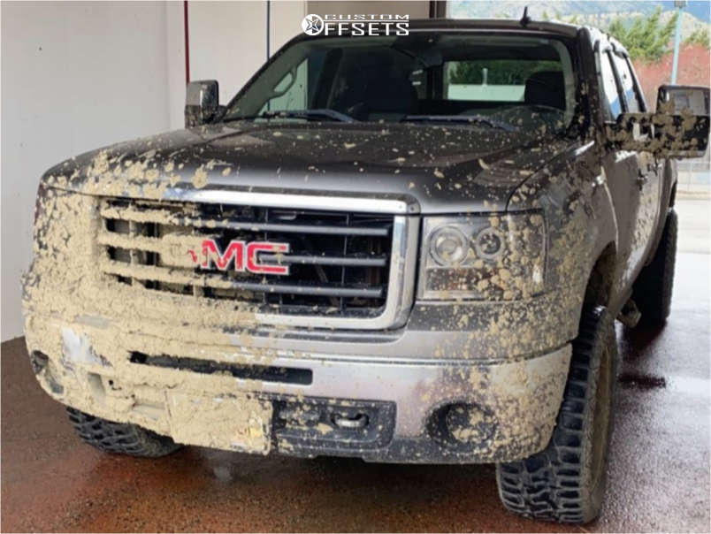 2009 GMC Sierra 1500 with 20x10 -18 XF Offroad Xf-222 and 33/12.5R20 ...