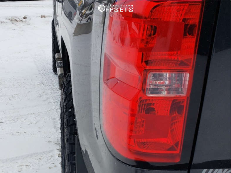 2016 Chevrolet Silverado 1500 with 18x9 -12 XD Xd820 and 285/65R18 ...
