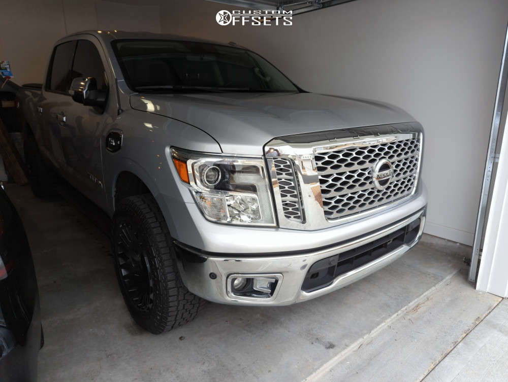 2017 Nissan Titan with 20x10 -18 Fuel Cyclone and 275/60R20 Pirelli ...