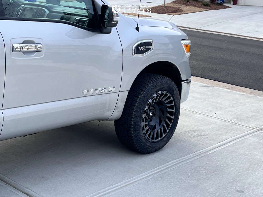 2017 Nissan Titan with 20x10 -18 Fuel Cyclone and 275/60R20 Pirelli ...