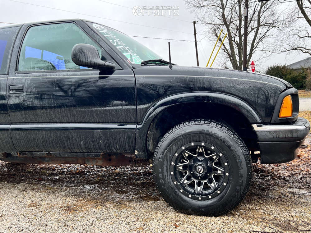 1997 Chevrolet S10 with 15x8 -18 Fuel Lethal and 255/75R15 Mickey ...