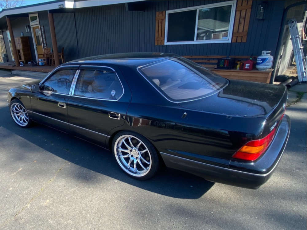 1995 Lexus LS400 with 19x9.5 22 Aodhan Ds02 and 245/40R19 Velozza Zxv4 ...