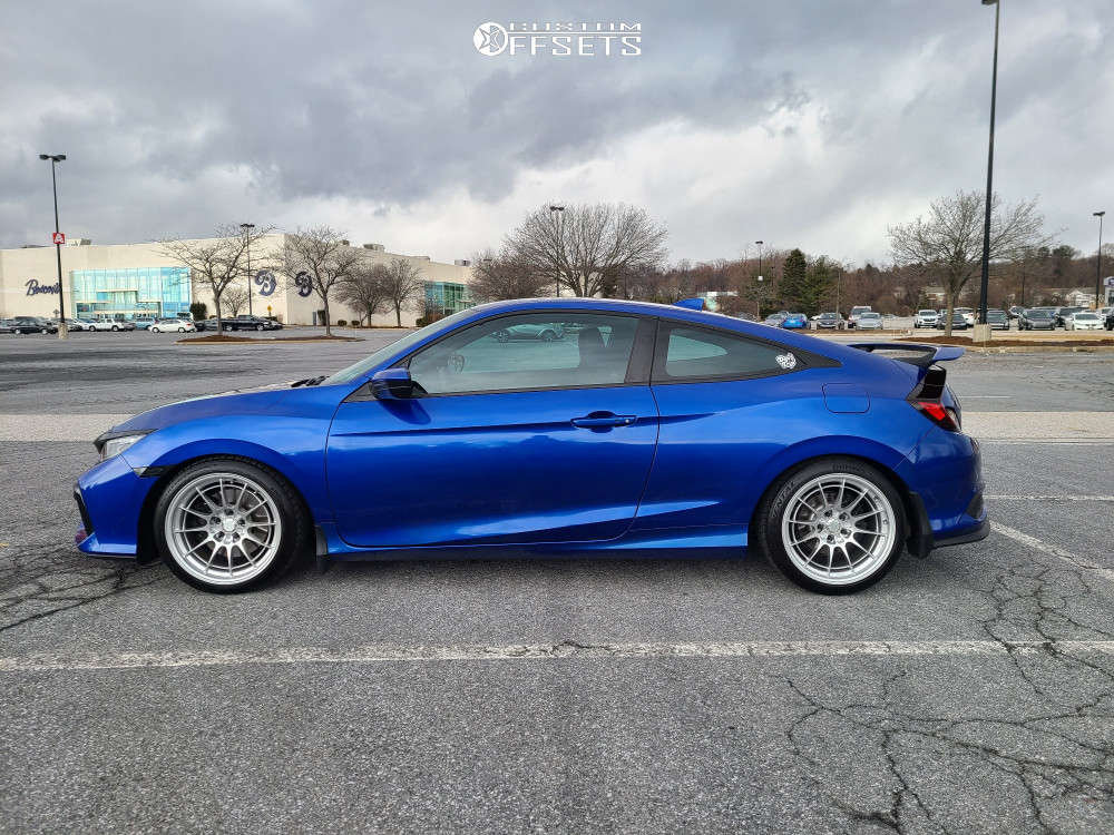 2020 Honda Civic with 18x9.5 40 Enkei Nt03m and 255/35R18 Continental ...