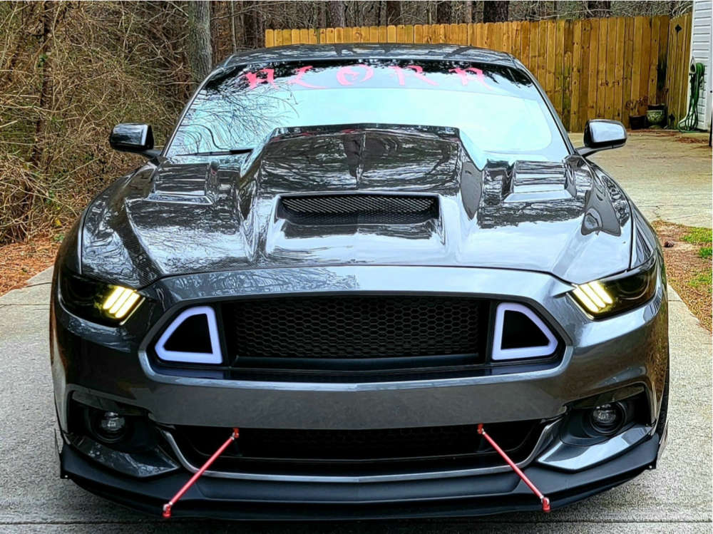 2017 Ford Mustang with 20x10.5 35 STR 616 and 275/35R20 Nitto Nt555 G2 ...