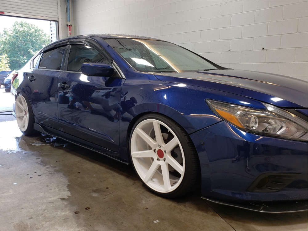 2016 Nissan Altima with 20x10.5 30 Niche Verona and 245/35R20 Yokohama ...