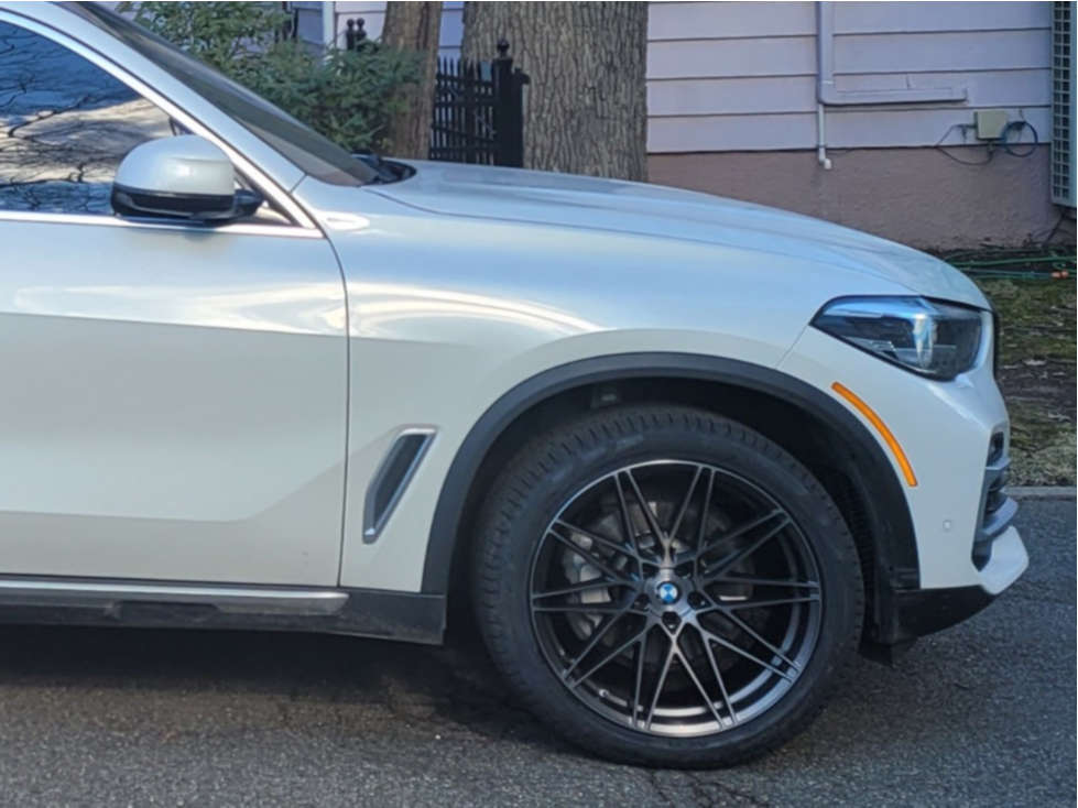 2019 BMW X5 with 21x9 20 Beyern Damon and 275/40R21 Pirelli Scorpion ...