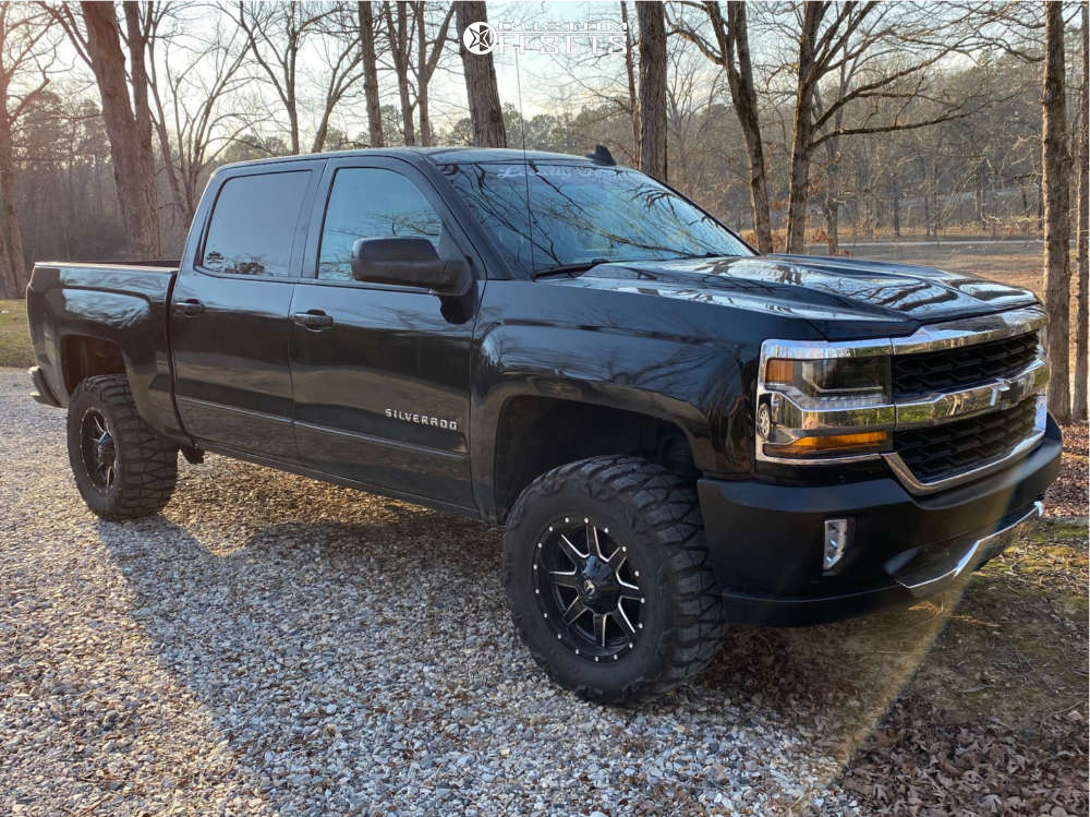 2018 Chevrolet Silverado 1500 with 18x9 1 Fuel Maverick and 33/12.5R18 ...