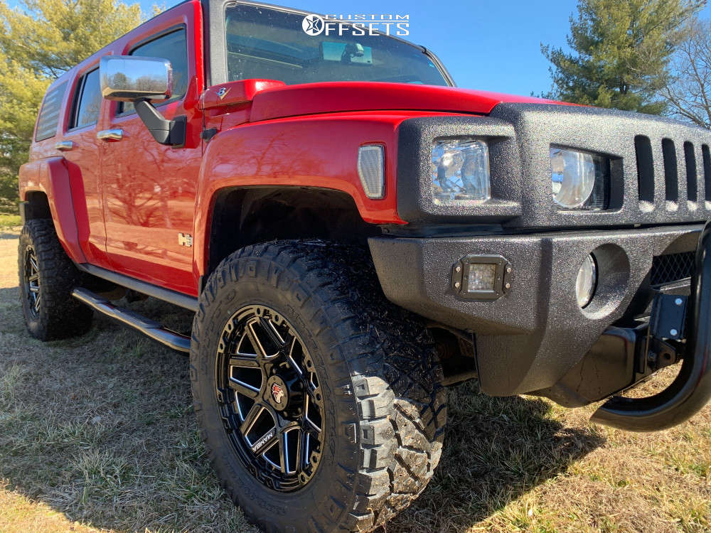 2008 Hummer H3 with 18x9 -12 Mamba M23 and 33/12.5R18 Nitto Ridge ...
