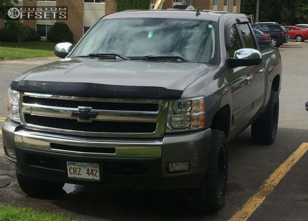 2009 Chevrolet Silverado 1500 with 20x9 0 Pro Comp Series 31 and 305 ...