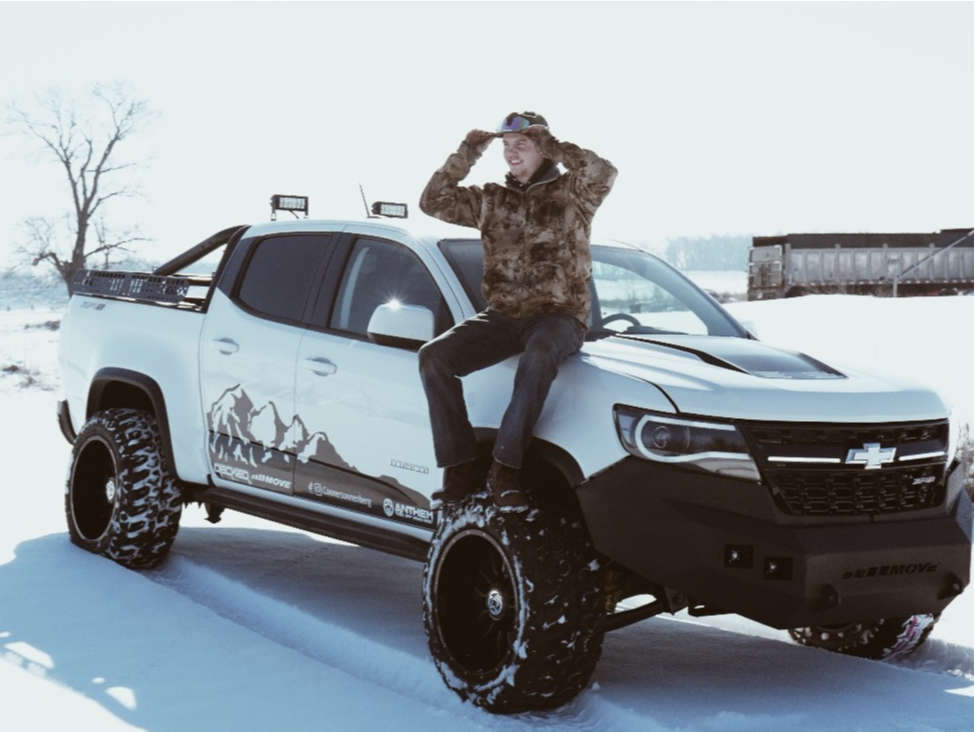 2019 Chevrolet Colorado with 20x12 -44 Anthem Off-Road Equalizer and 33 ...