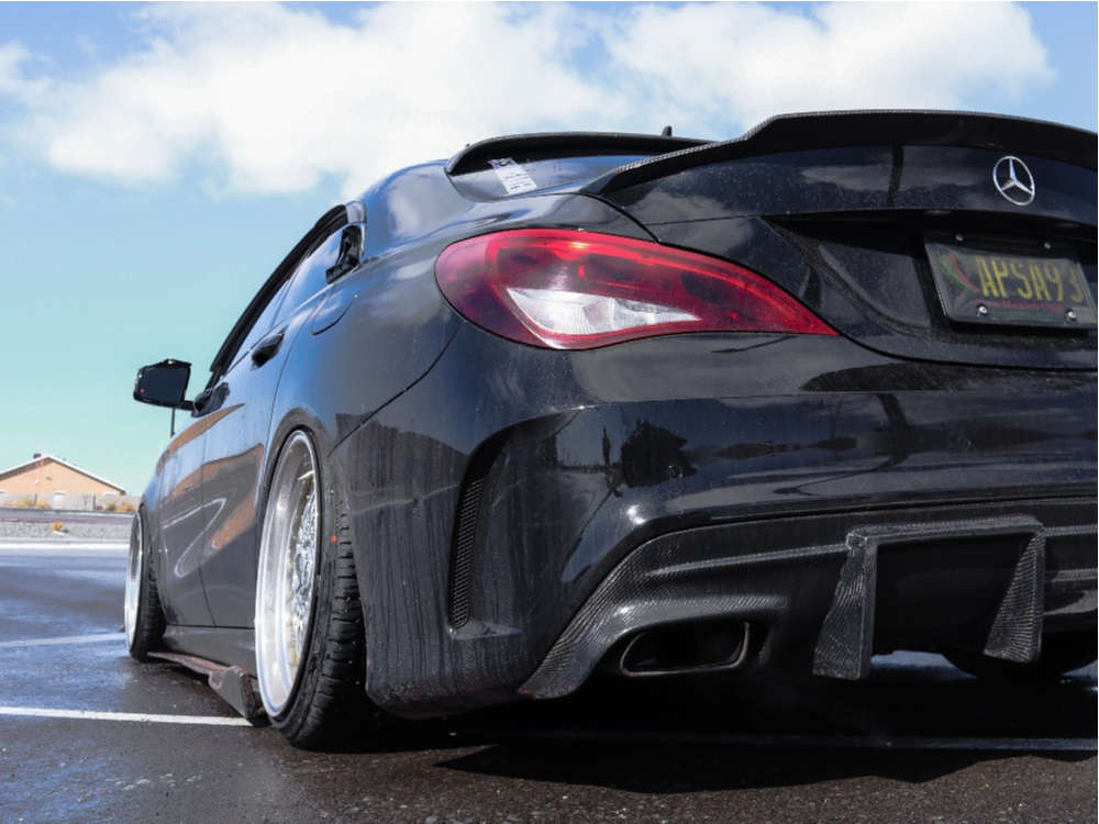 2016 Mercedes-Benz CLA250 with 18x9.5 38 ESM Esm-002r and 215/35R18 ...