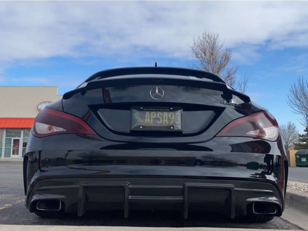 2016 Mercedes-Benz CLA250 with 18x9.5 38 ESM Esm-002r and 215/35R18 ...