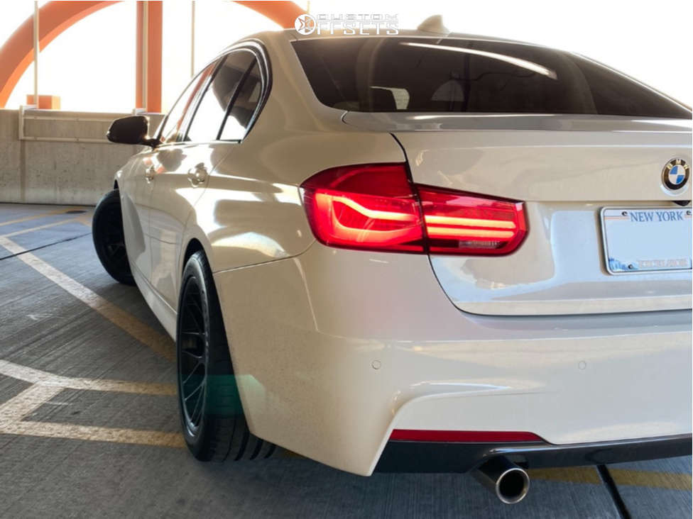 2017 BMW 340i XDrive with 17x9 30 Apex Arc-8 and 245/45R17 Continental ...