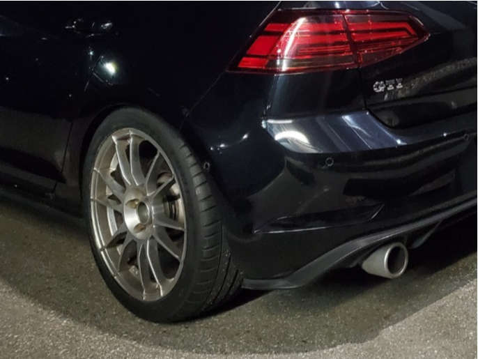 2018 Volkswagen GTI with 18x8 45 OZ Racing Ultraleggera and 235/40R18 ...