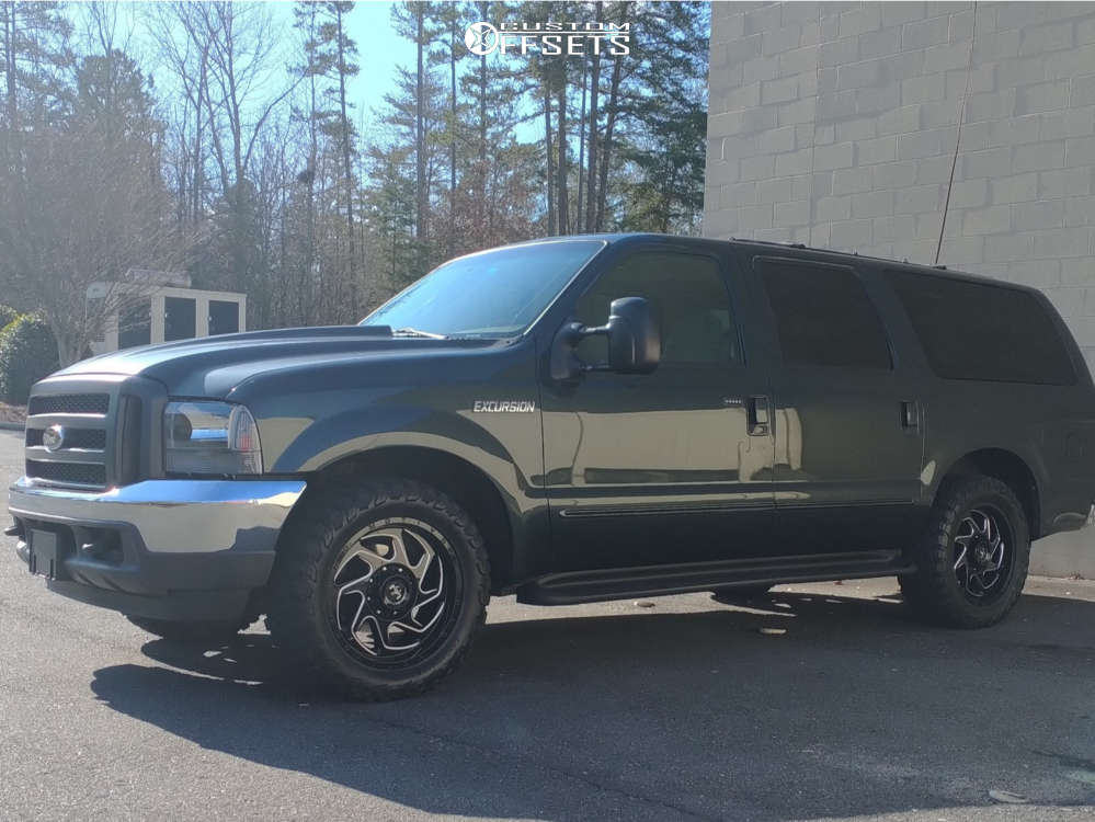 2000 Ford Excursion with 20x9 18 Motiv Offroad Morph and 33/12.5R20 ...